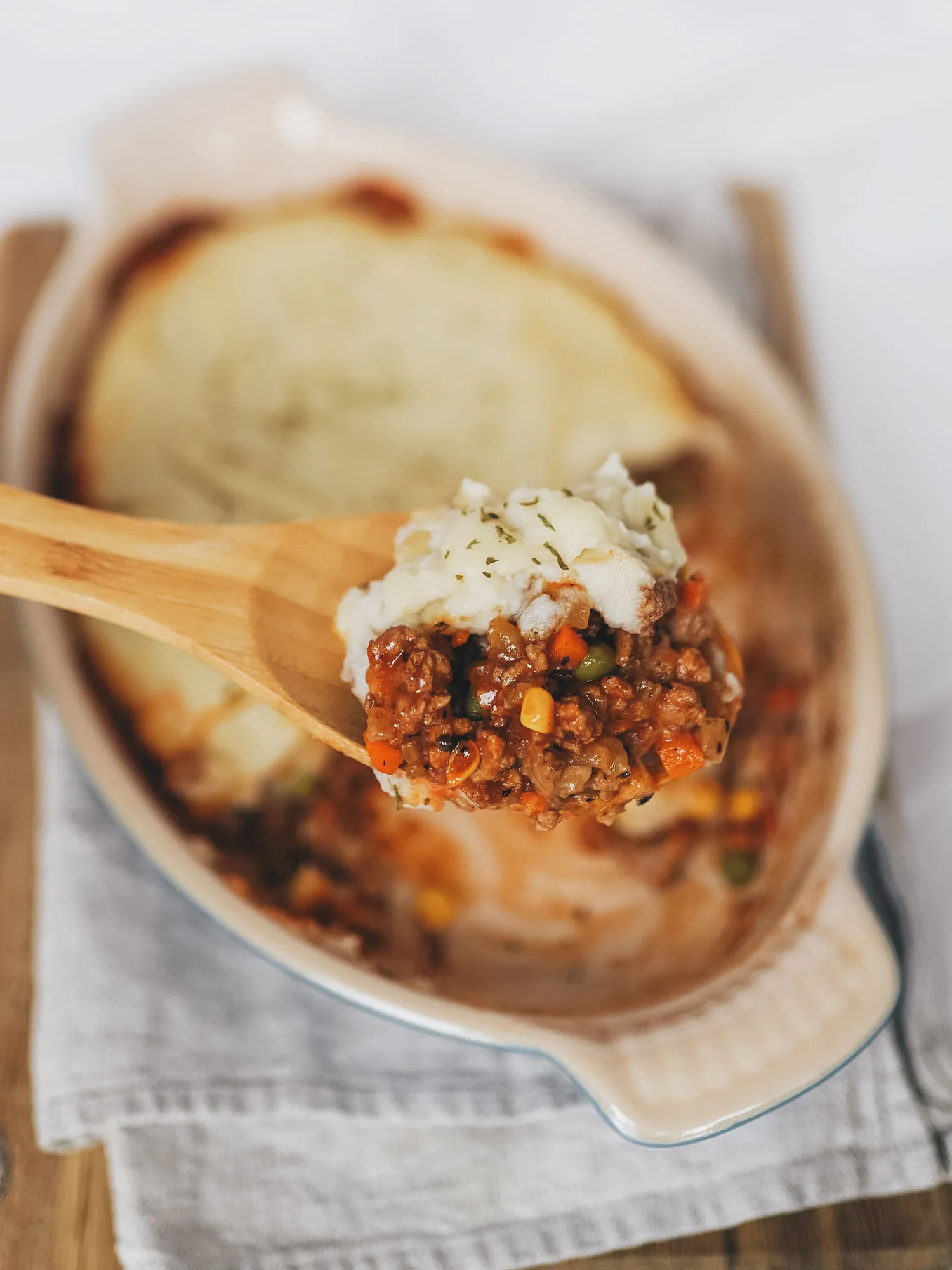 Turkey Cottage Pie with Cauliflower Mash - Chloe Ting Recipes