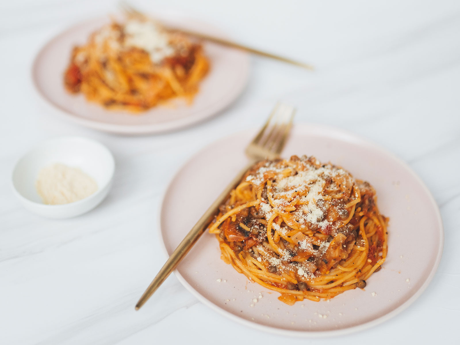 One Pot Vegan Spag Bol - Chloe Ting Recipes