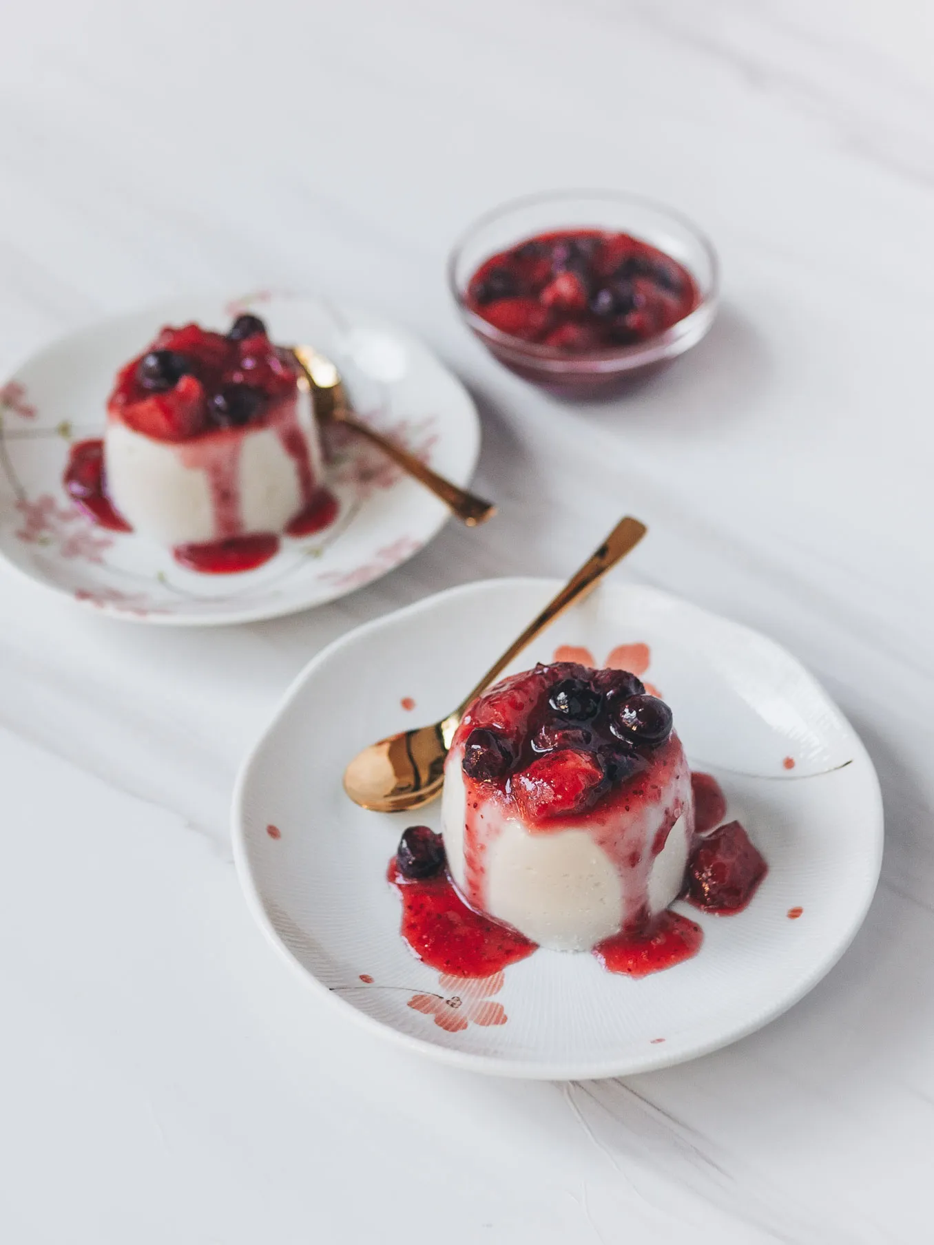 Coconut Panna Cotta - Chloe Ting Recipes
