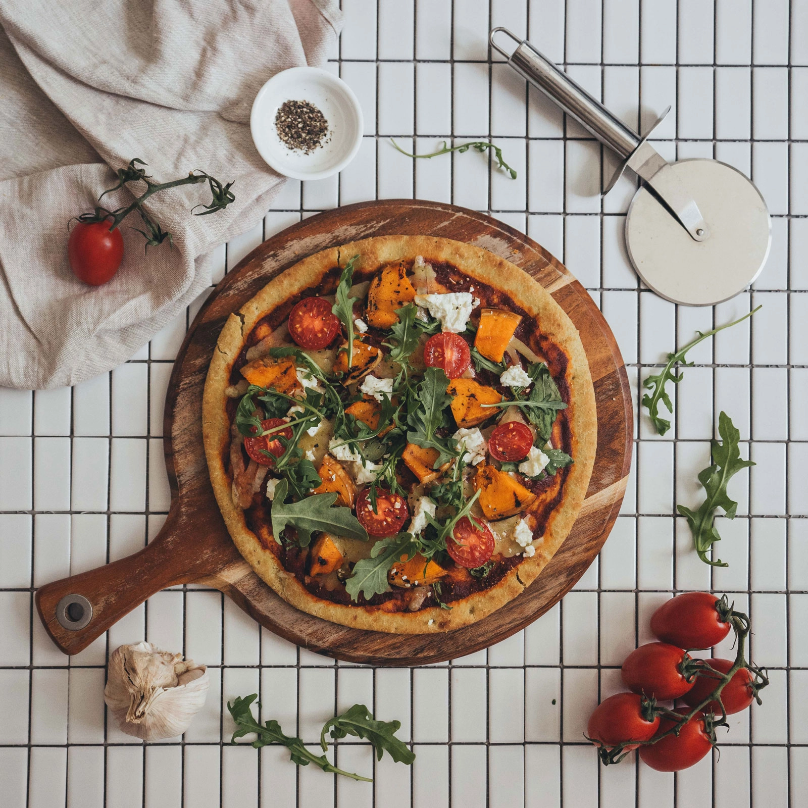 Cauliflower Pizza - Chloe Ting Recipes